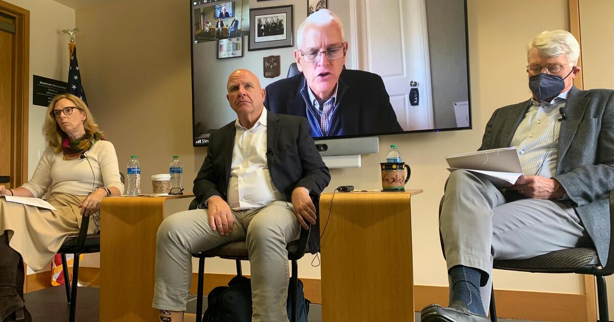 Professors reflect on evolving role of democracy in global politics | FSI